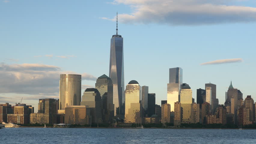 The Freedom Tower Rises Over The Skyline Of Lower Manhattan In New York ...