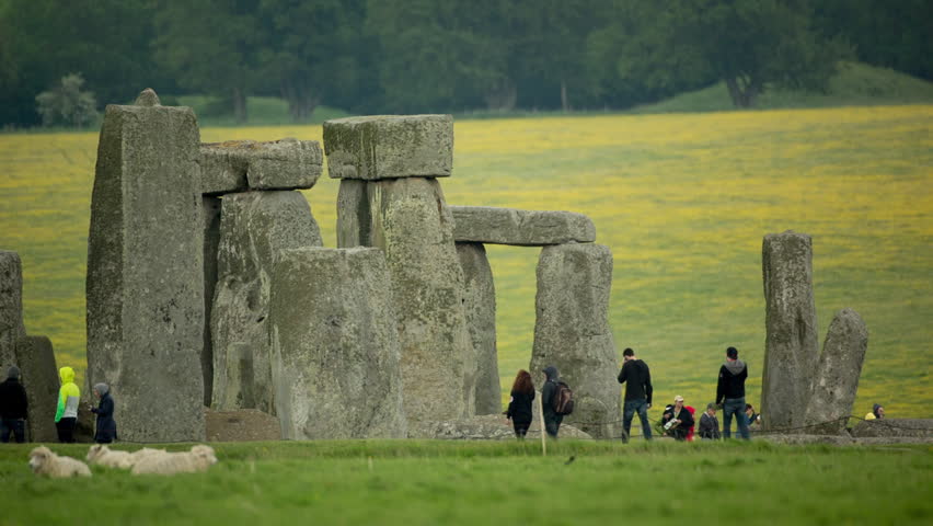 The Iconic And World Famous Stone Henge Monolithic Site In Wiltshire ...