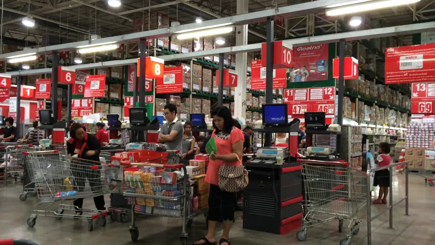 CHIANGMAI , THAILAND - OCTOBER 29 2014: Cashier Counter Of Makro ...